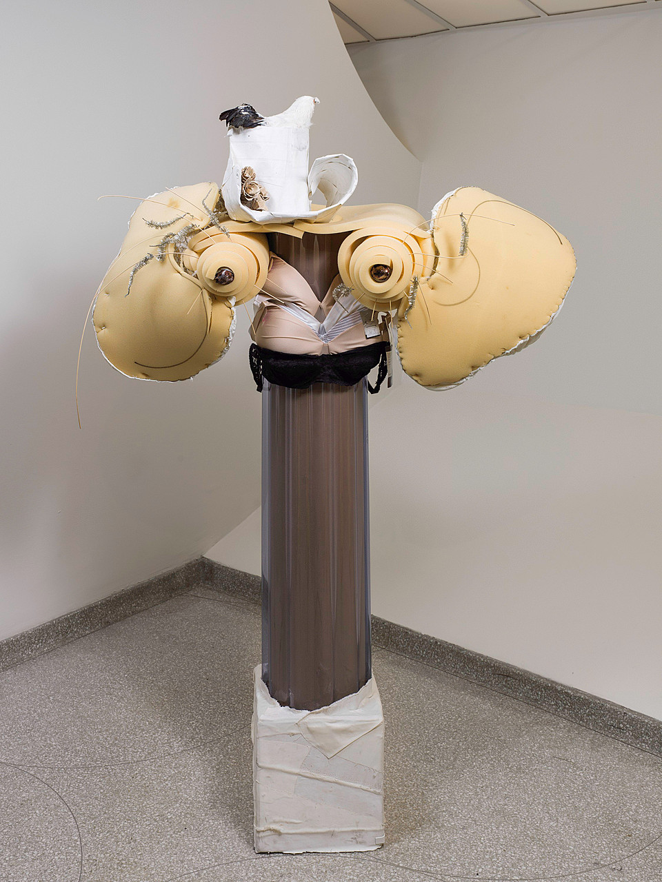 Agathe Snow | Column Collection - Bras & Whiskers with foam | The ...